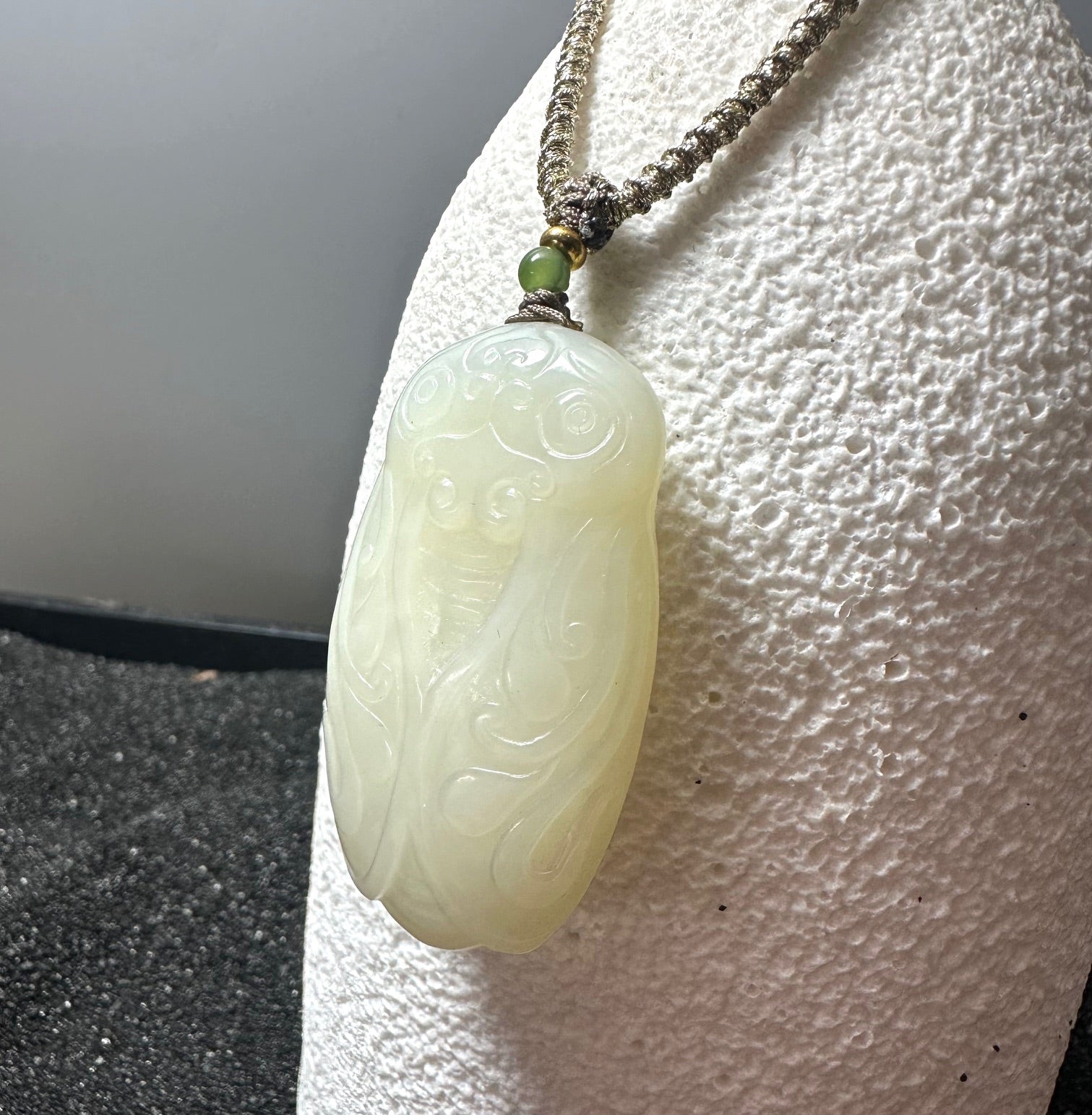 White Jade Cicada Pendant, 49mm – Jade Mine Canada