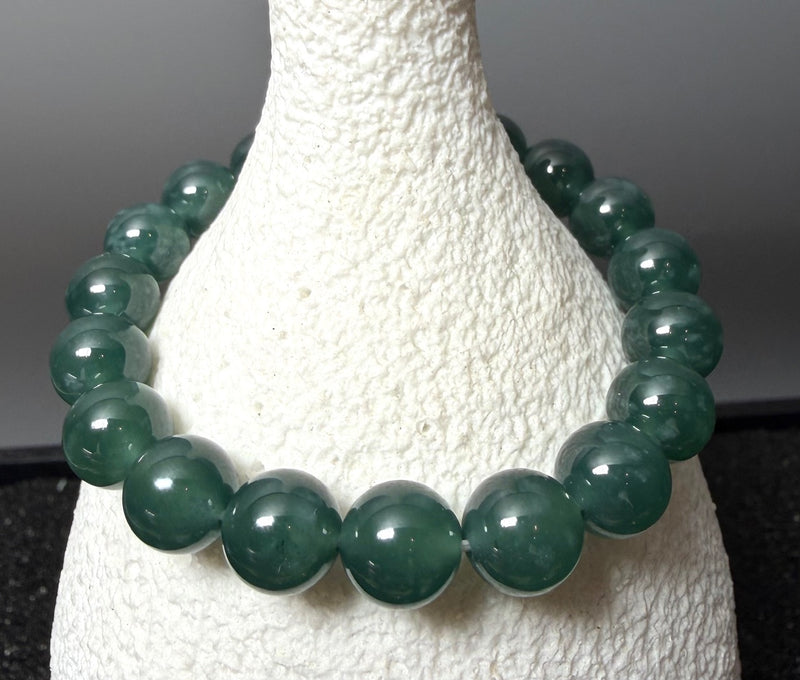 10mm Guatemalan Jadeite Bracelet – Jade Mine Canada