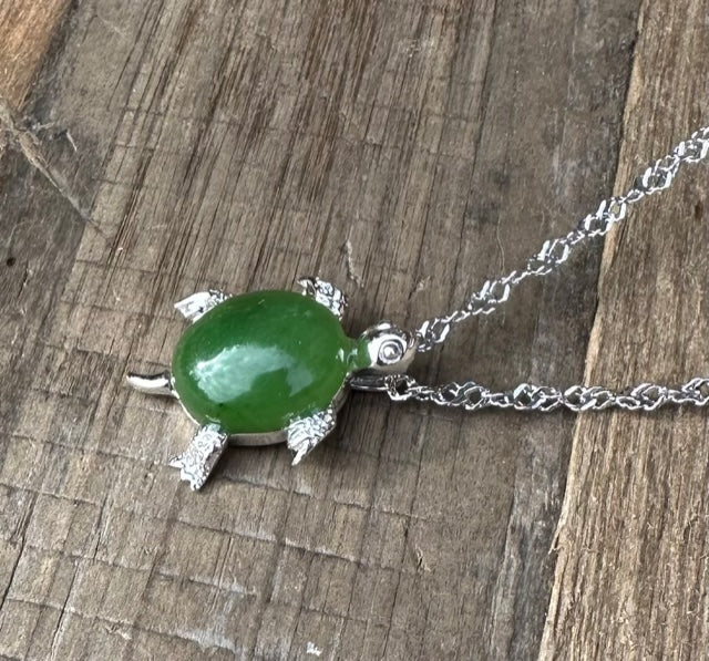 Canadian Nephrite Jade Turtle Charm – Jade Mine Canada