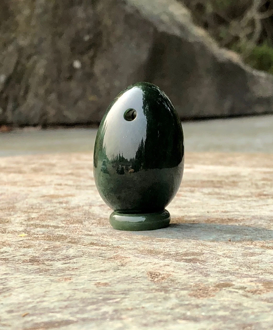 Canadian Nephrite Jade Yoni Egg - Medium – Jade Mine Canada