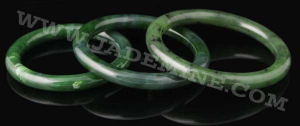 Round jade bangle store